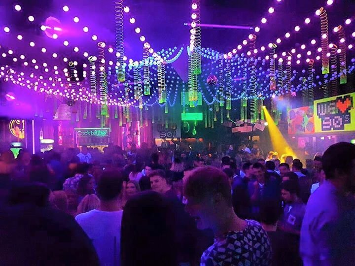 Party - VORFEIERTAG ♦️WE LOVE 90´s ♦️ 90er PARTY ♦️ MI. 4 MAI♦️ MOVE ...