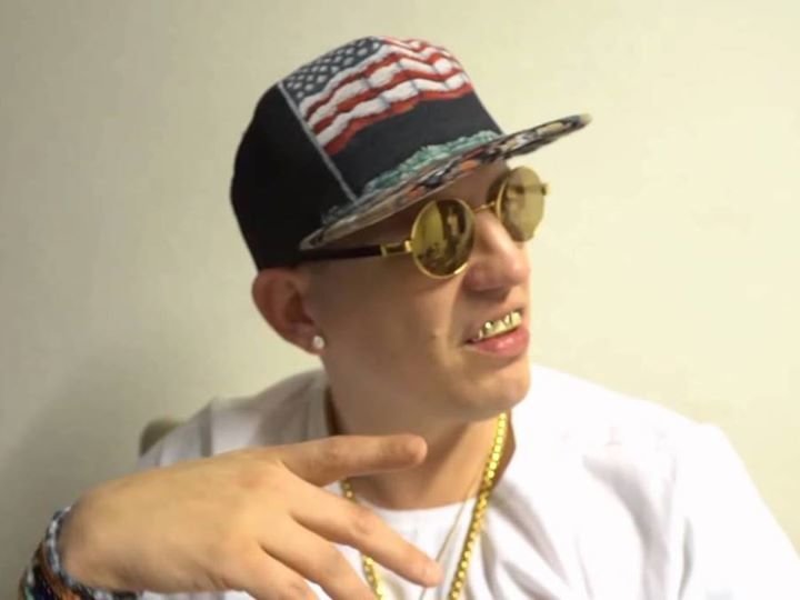 Festa - Why SL Know Plug aka. Money Boy + GUDG - Alles ist Designer ...